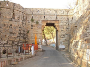 Poles Of Chittorgarh Fort (7 Gates Of Chittorgarh Fort) - Chittor Darpan